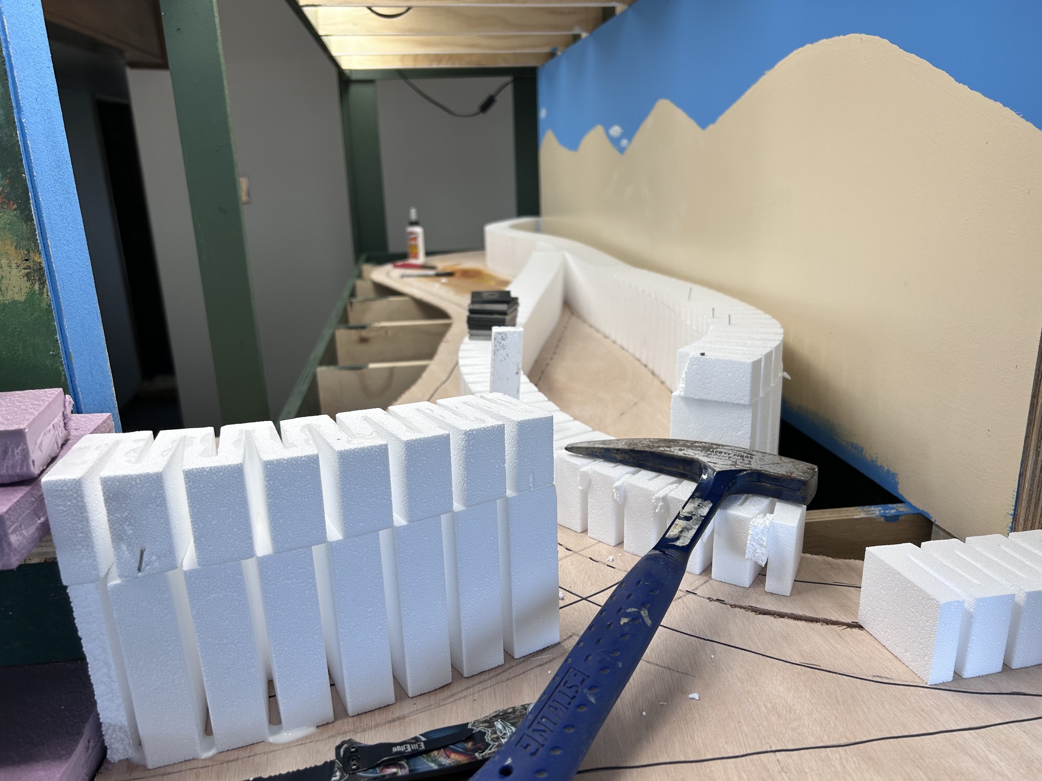 Layout Tour: The Black Hills and Fort Pierre in HOn3 – Dakota Modelers ...
